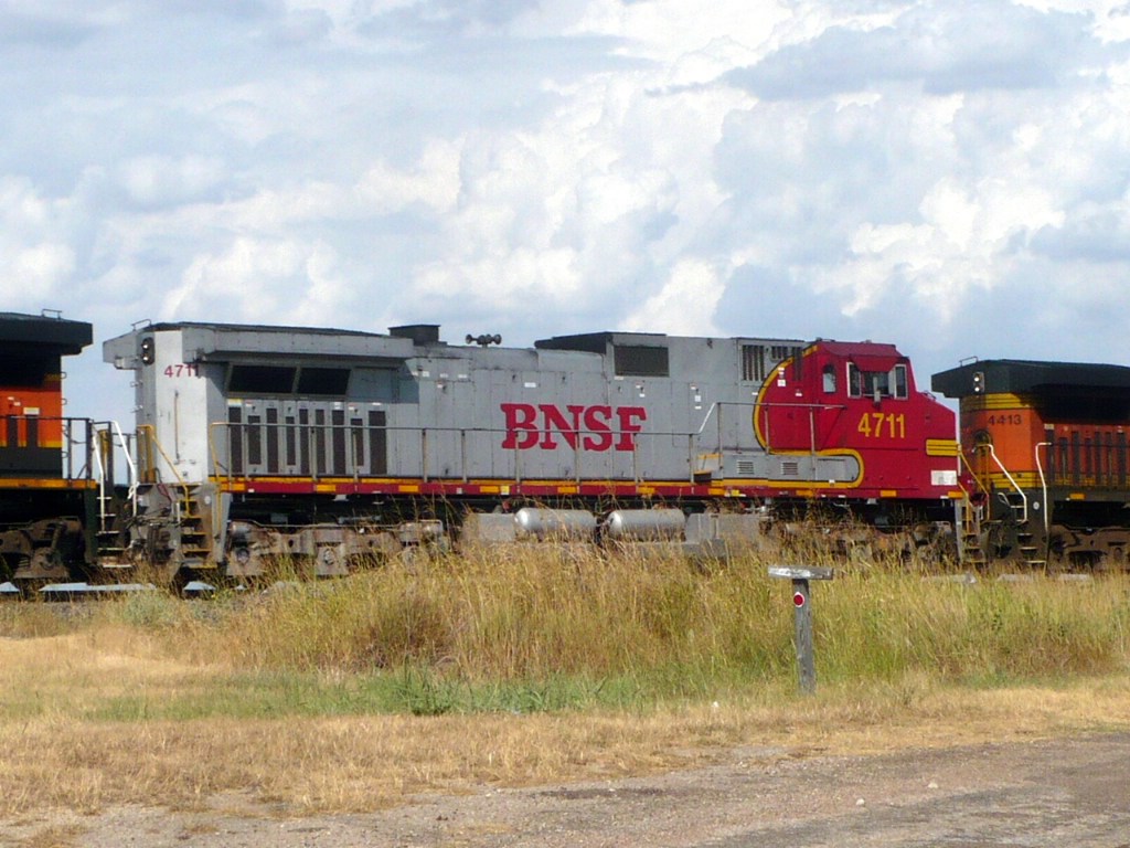 BNSF 4711